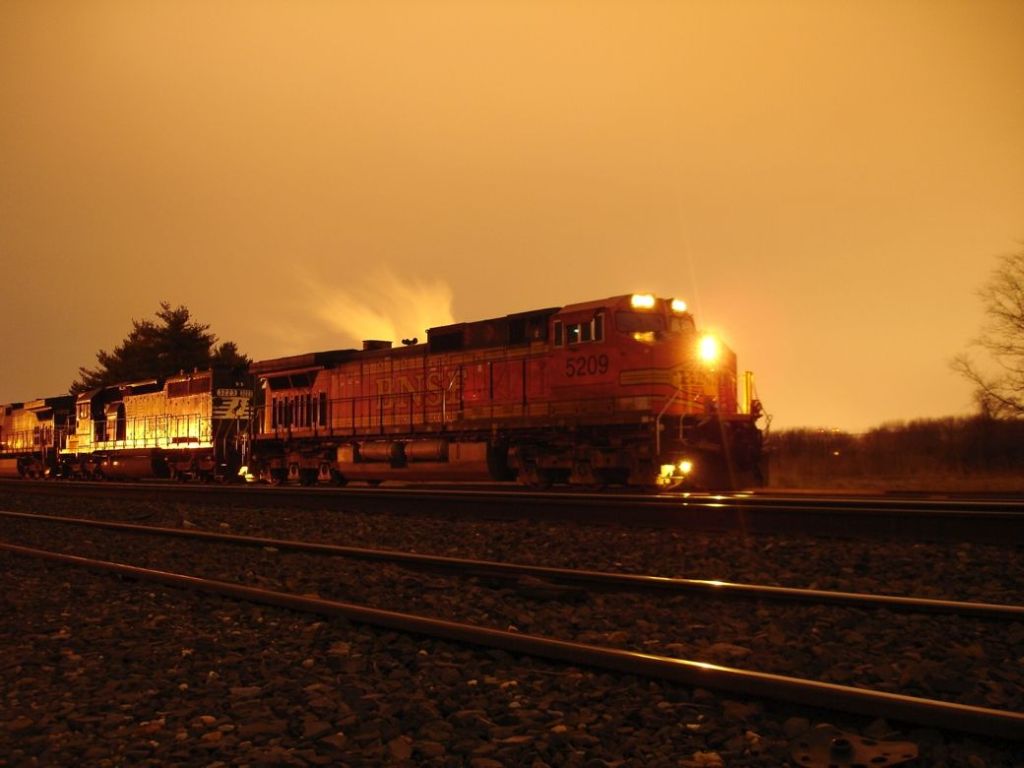 BNSF 5209